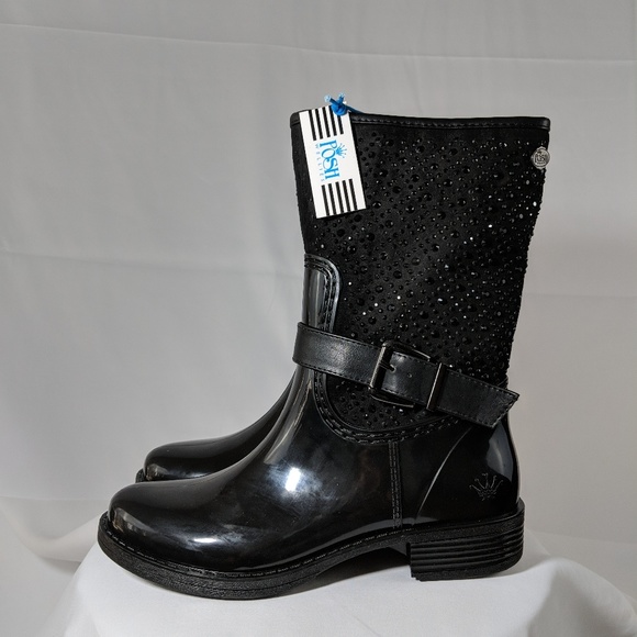 Posh Wellies | Shoes | Posh Wellies Black Studded Rainboots | Poshmark